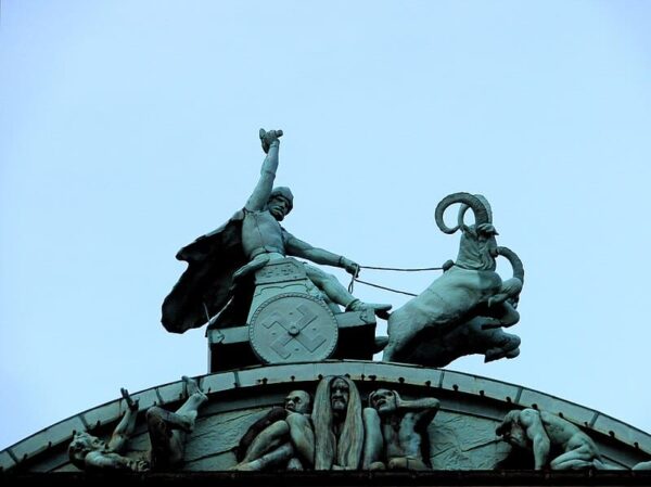 Thor | The Norse God of Thunder | Myths - Relationships - Gallery